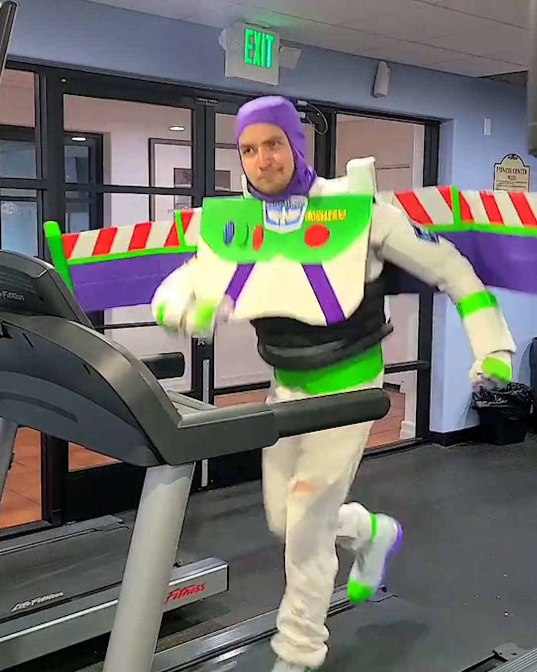 Different Disney characters using the treadmill 🤣