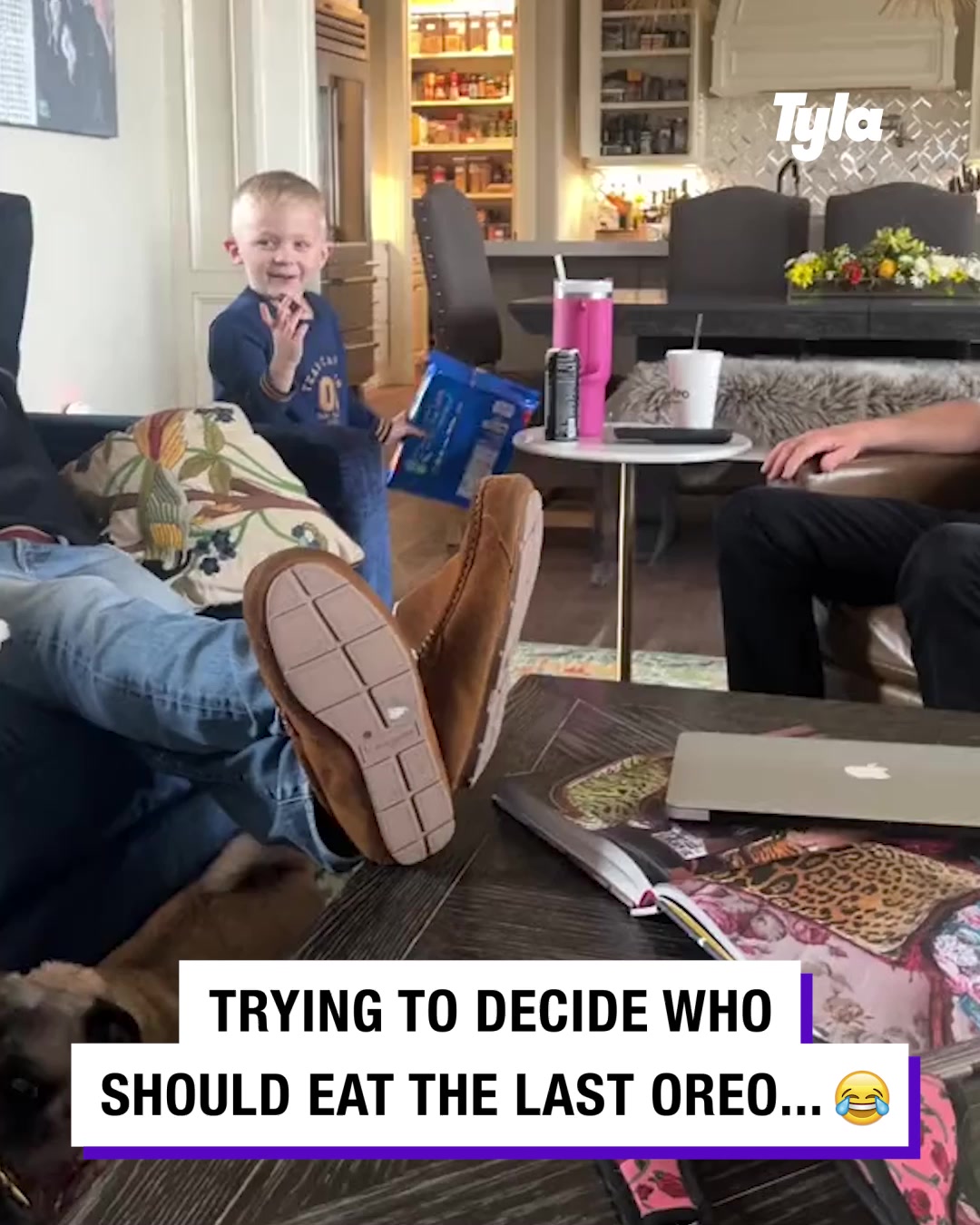 LADbible Video hub - Last Oreo prank