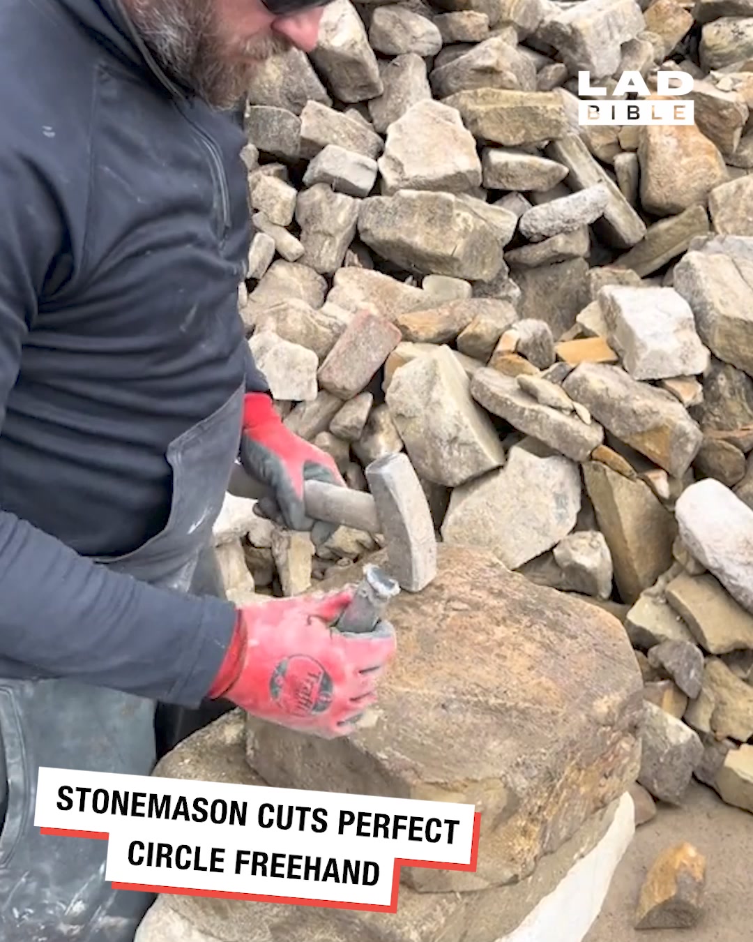 LADbible Video hub - Stone Smith Freehands Perfect Circle